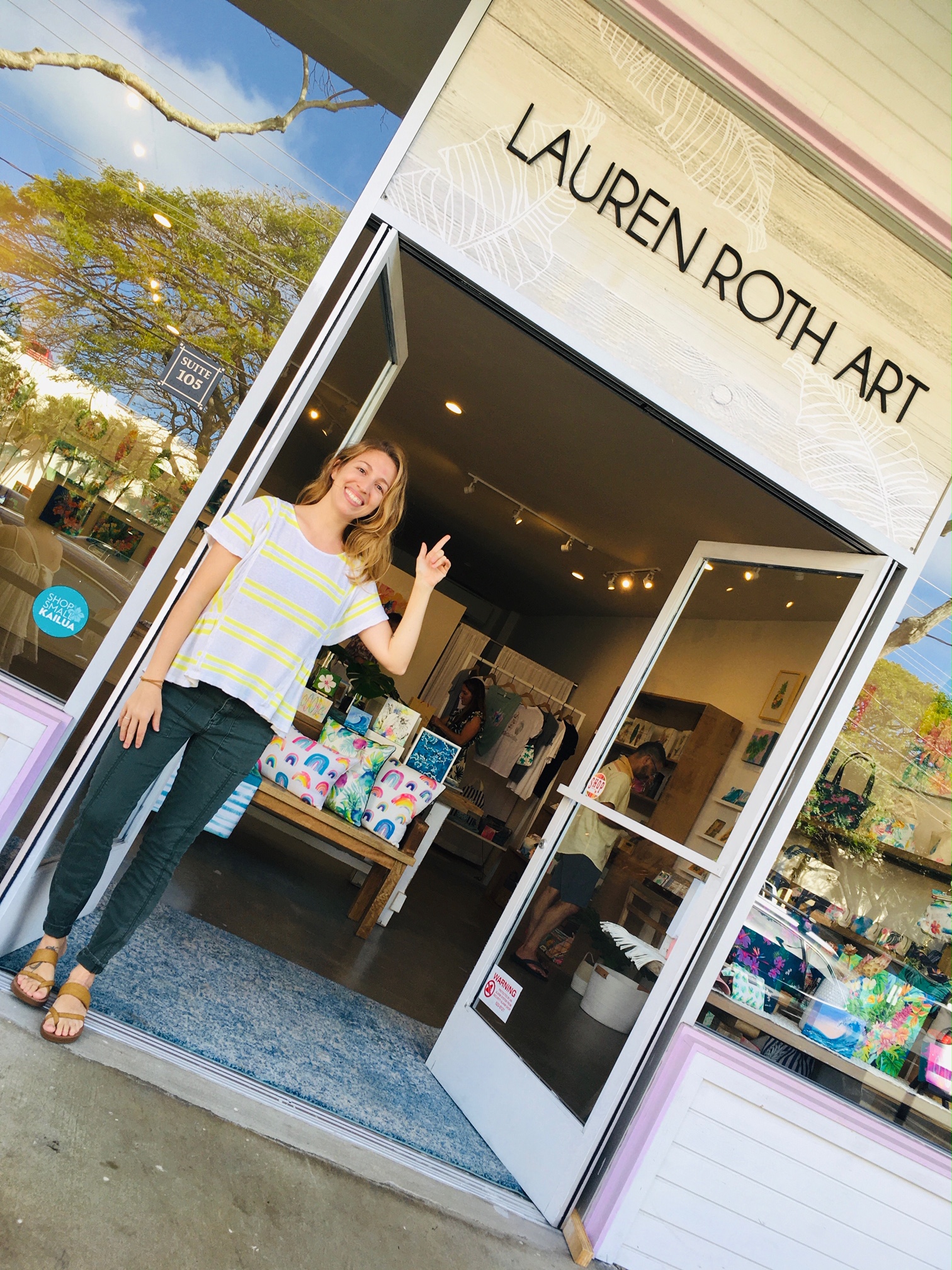 Lauren Roth Art（ローレンロスアート） の詳細情報 | ALOCO（アロコ）